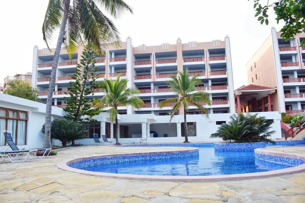 Book La Mera Beach Apartments in Mombasa | Hotels.com