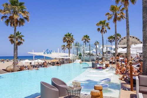 Top Hotels Near the Beach in Valencia, Spain | Hotels.com