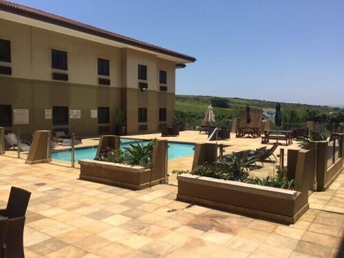Book Hampshire Hotel Ballito Durban in Ballito | Hotels.com