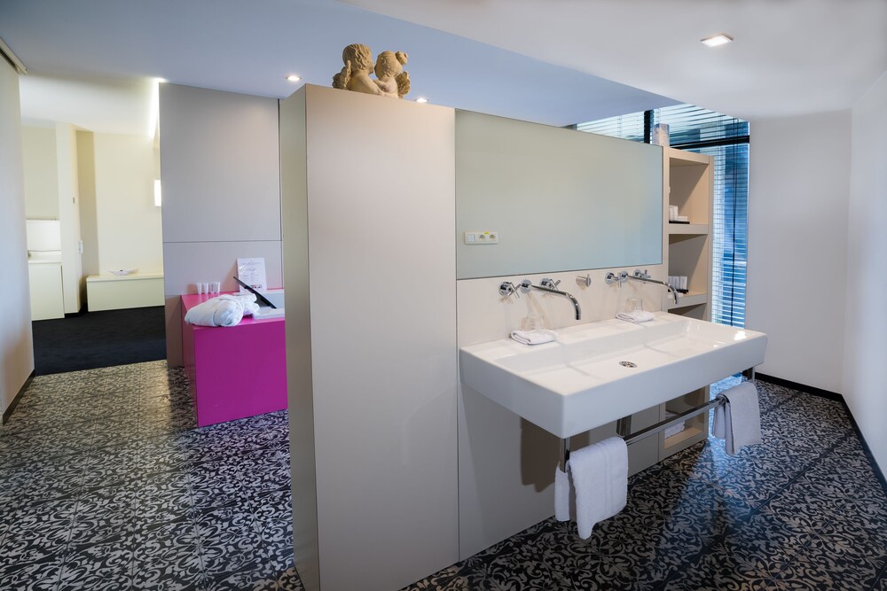 Van Der Valk Hotel Beveren in Beveren - Hotels.com