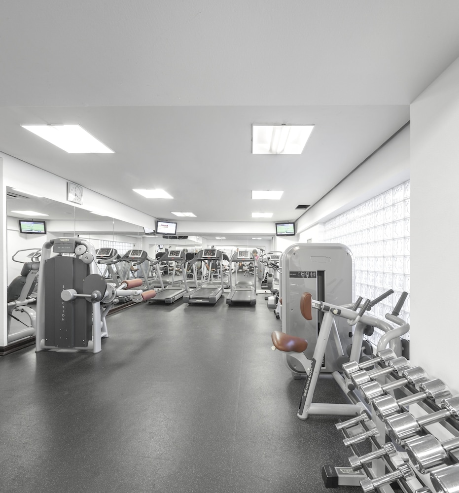 Book Hotel Alvalade in Luanda | Hotels.com