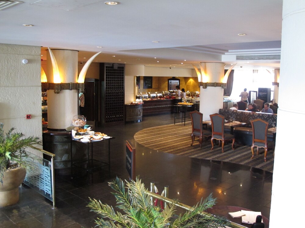 Book Hotel Alvalade in Luanda | Hotels.com