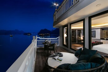 Fotografia do Lapinta Luxury Cruises em Hai Phong