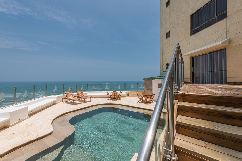 Book Hotel Regatta Cartagena in Cartagena | Hotels.com