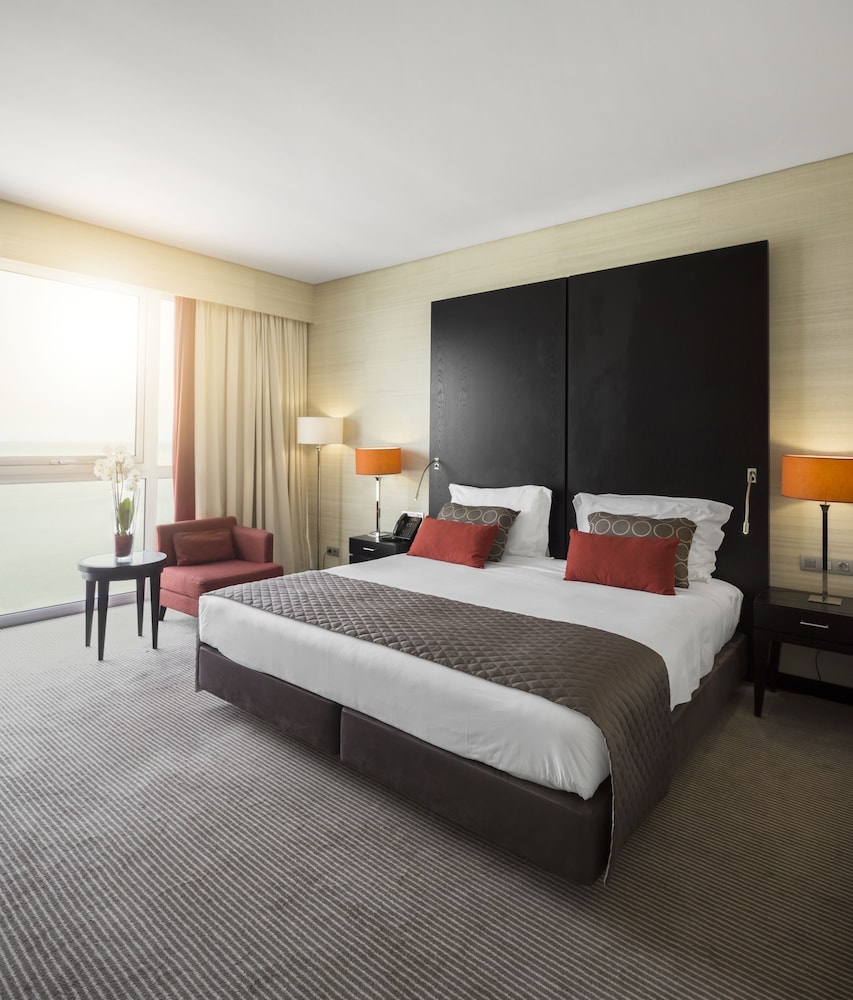 Book Hotel Baía in Luanda | Hotels.com