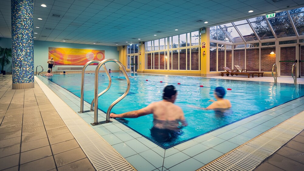 Book Cavan Crystal Hotel in Cavan | Hotels.com