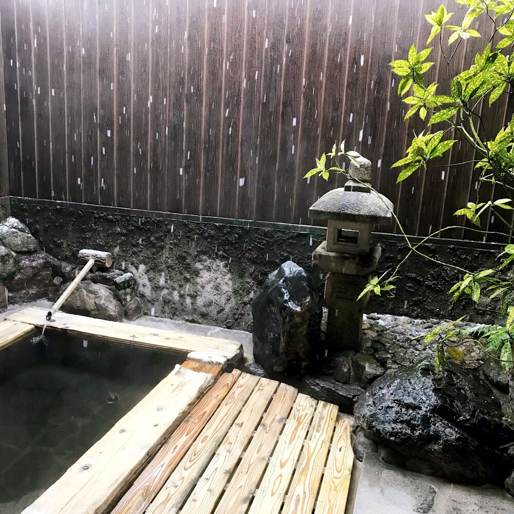 Book Hasuwa Inn in Yufu | Hotels.com