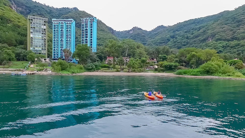 Hotel La Riviera de Atitlan - Panajachel - Hotels.com