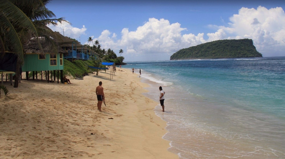 Book Taufua Beach Fales in Lalomanu | Hotels.com