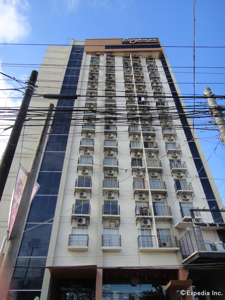 Book Cityscape Hotel in Mandaue | Hotels.com