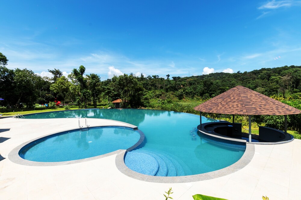 Book Aurika, Coorg - Luxury by Lemon Tree Hotels in Madikeri | Hotels.com