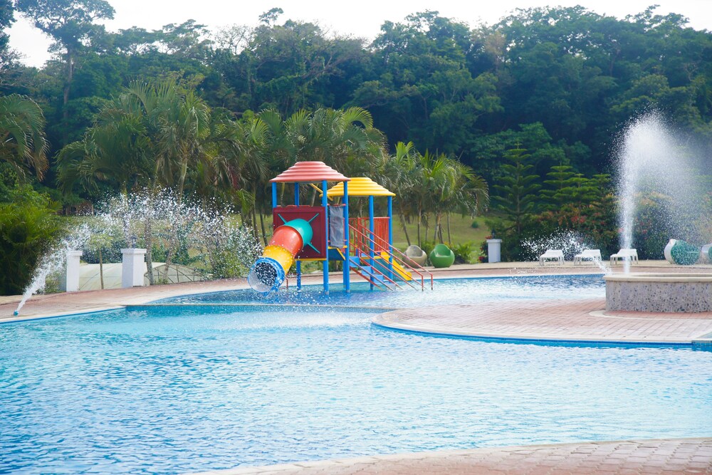 Forest Crest Nature Hotel & Resort, Nasugbu | Book at Hotels.com