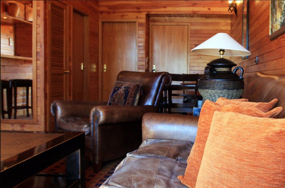 Book Powderhorn Chateau in Ohakune | Hotels.com