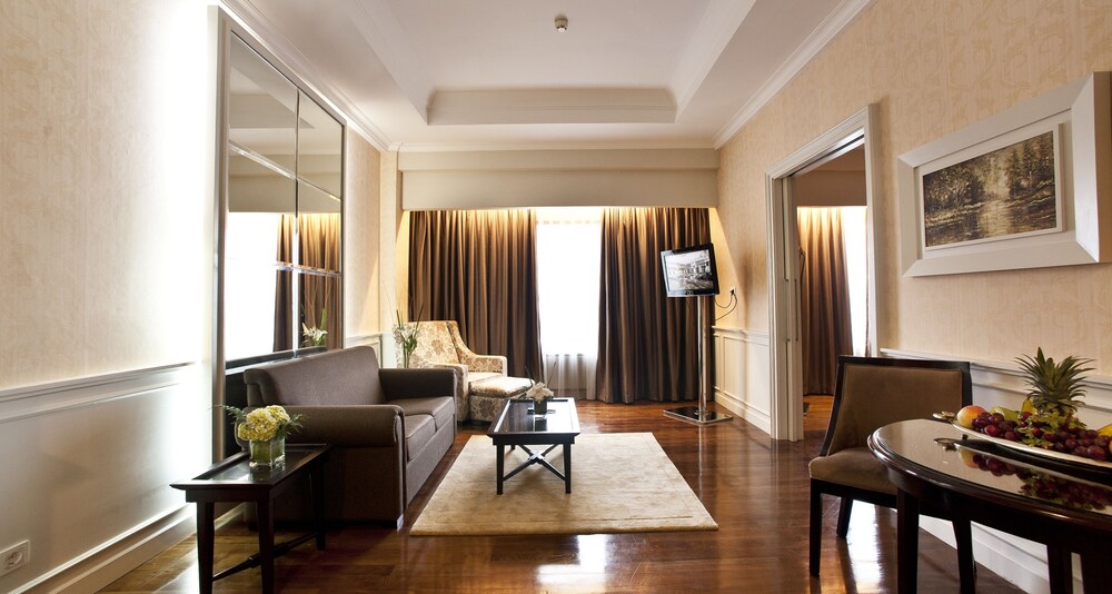 Book Royal Kuningan Hotel in Jakarta | Hotels.com