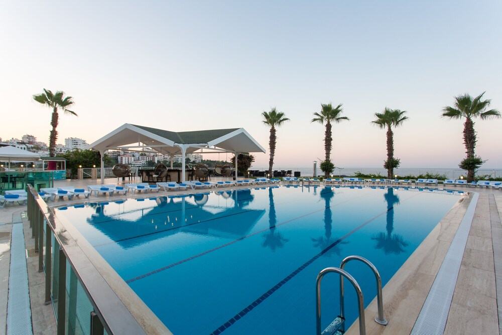 Book Falcon Hotel in Antalya | Hotels.com
