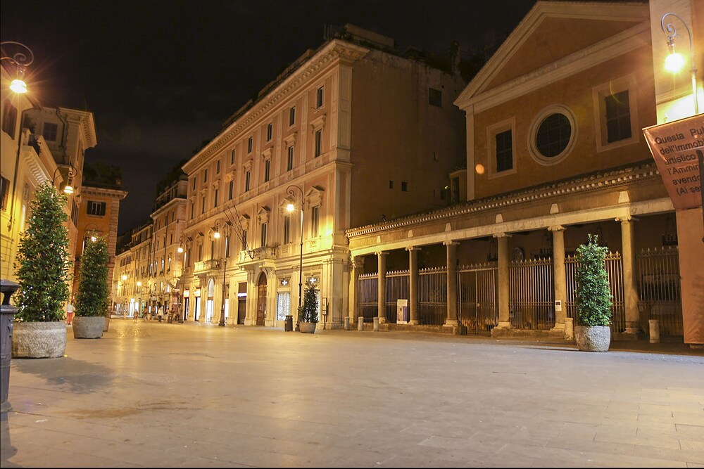 Book Splendor Suite Roma in Rome | Hotels.com