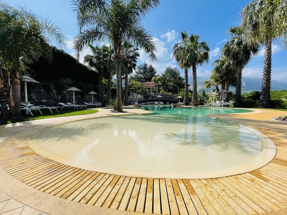 Villa Caribe Restaurant Resort & Spa, Spigno Saturnia | Book at Hotels.com