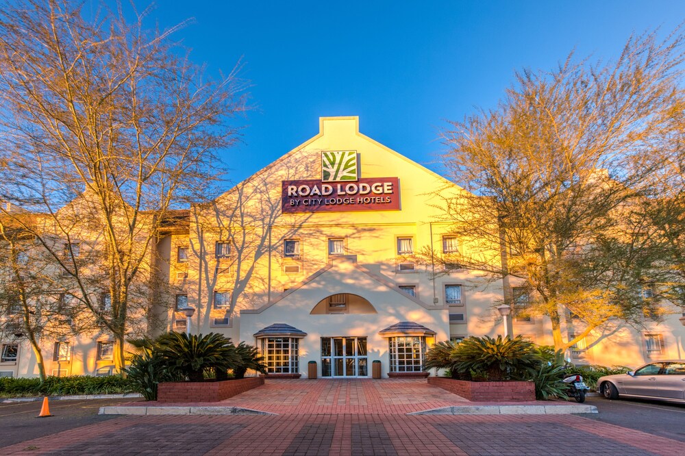 Road Lodge Rustenburg in Rustenburg – Book on Hotels.com